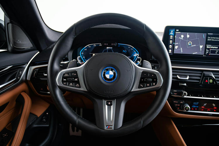 BMW Driving Assistant Professional | Qoets.nl - Jong gebruikte premium ...